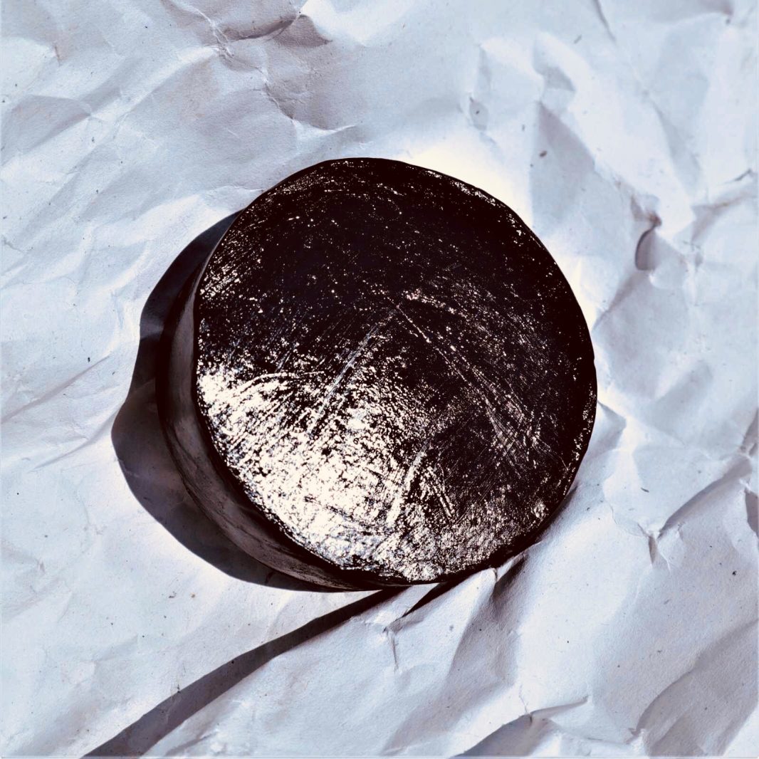 Black Circle Detox Soap - Amber Drops